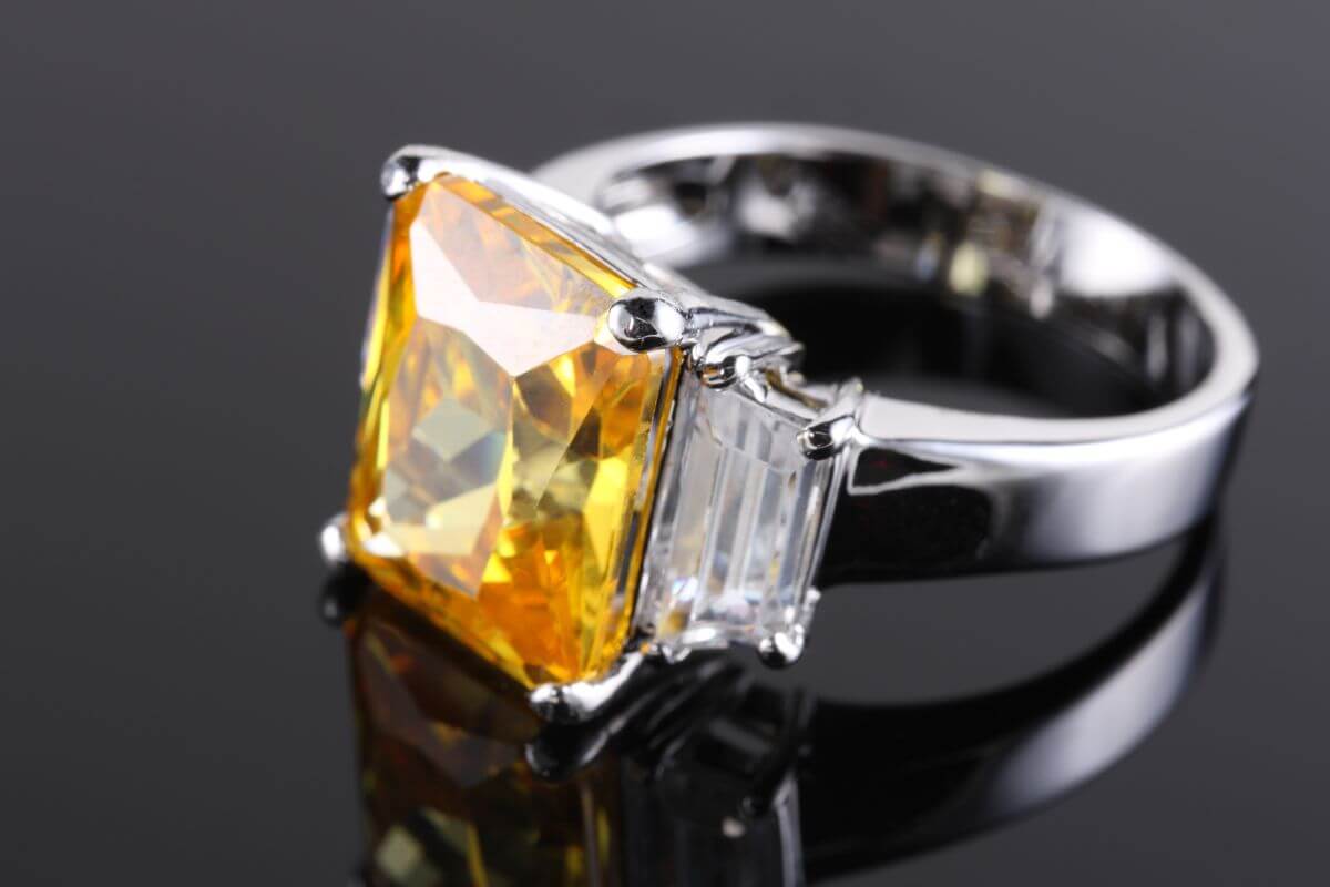 What is a Saffron Diamond: Unveiling the Rarity and Beauty